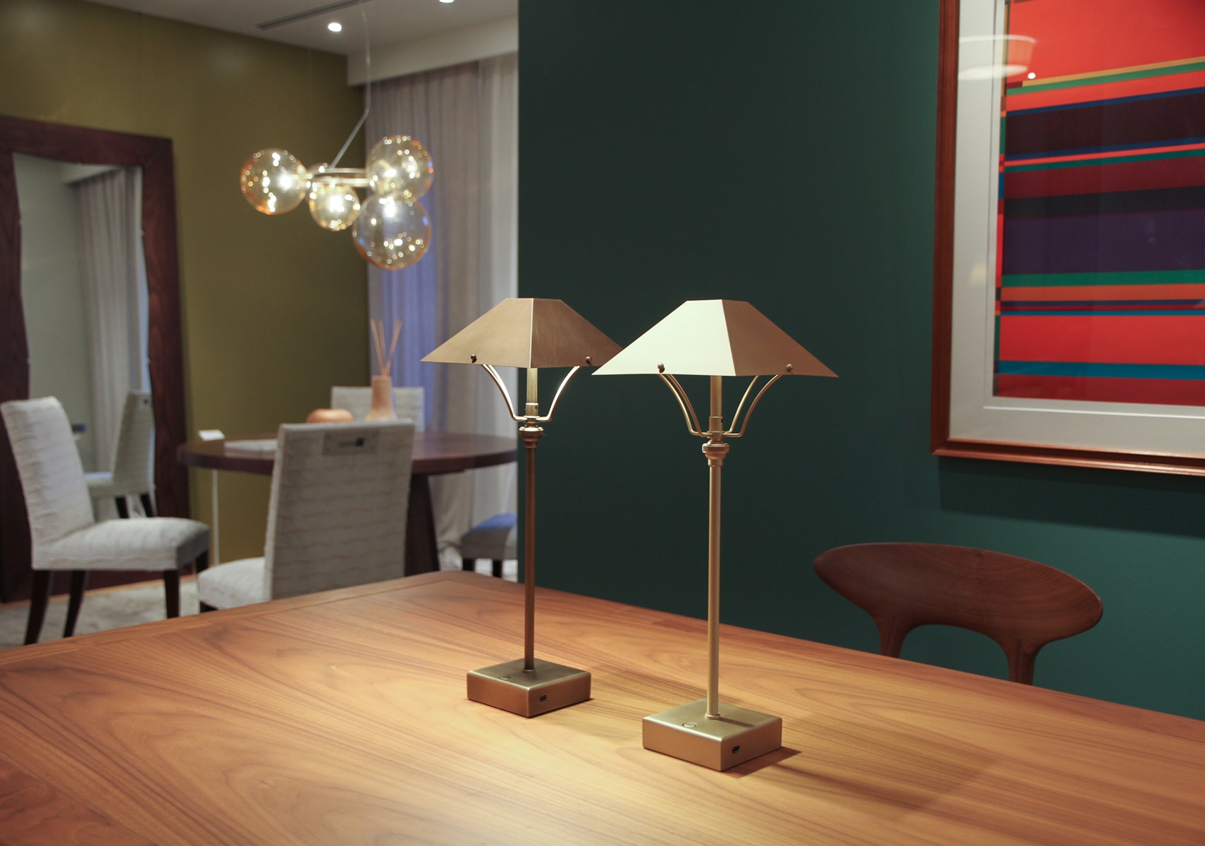 ANNA LARI(アンナ・ラーリ) Tinin|カッシーナ・イクスシー 公式オンラインストア 家具・通販